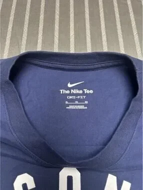 Nike | Shirts | Nike Dri Fit Uconn Huskies Mens Tshirt Size Xl | Poshmark